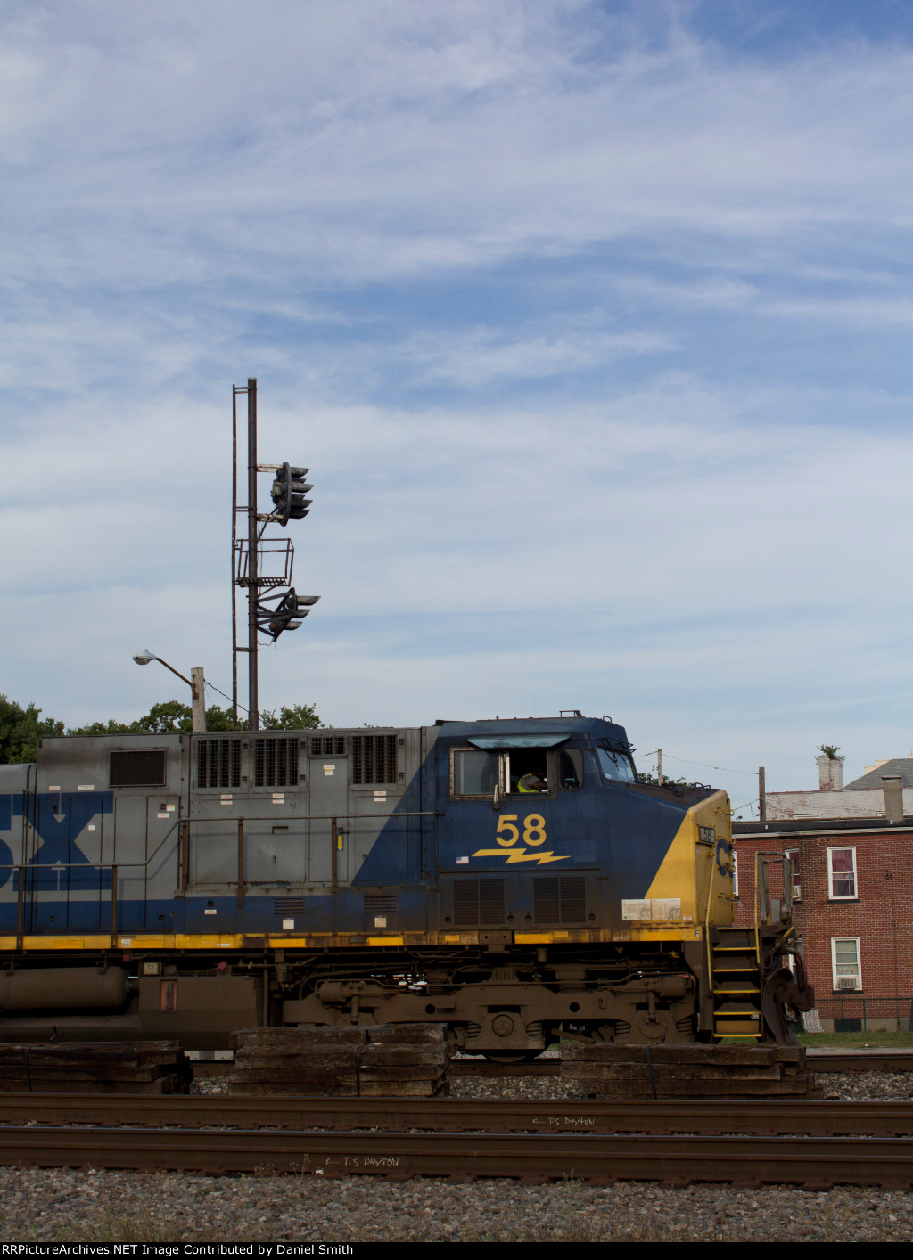 CSX 58 leads K803.